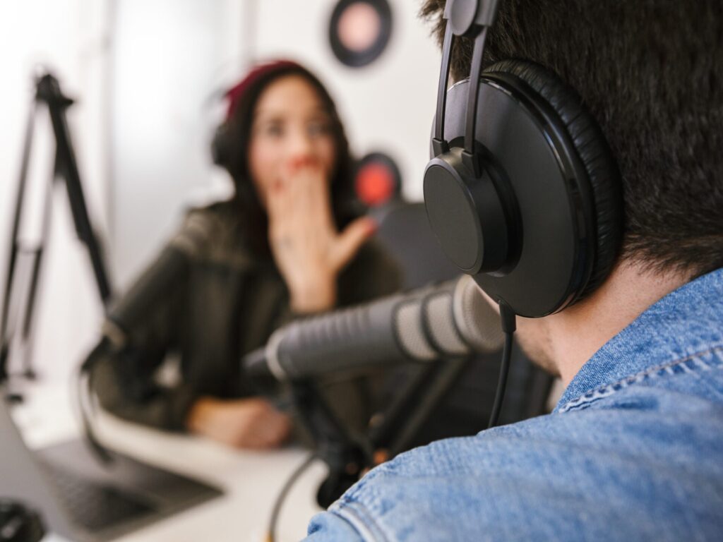 Effizient und flexibel: Mit der mikar App lässt stressfrei ein Auto ...